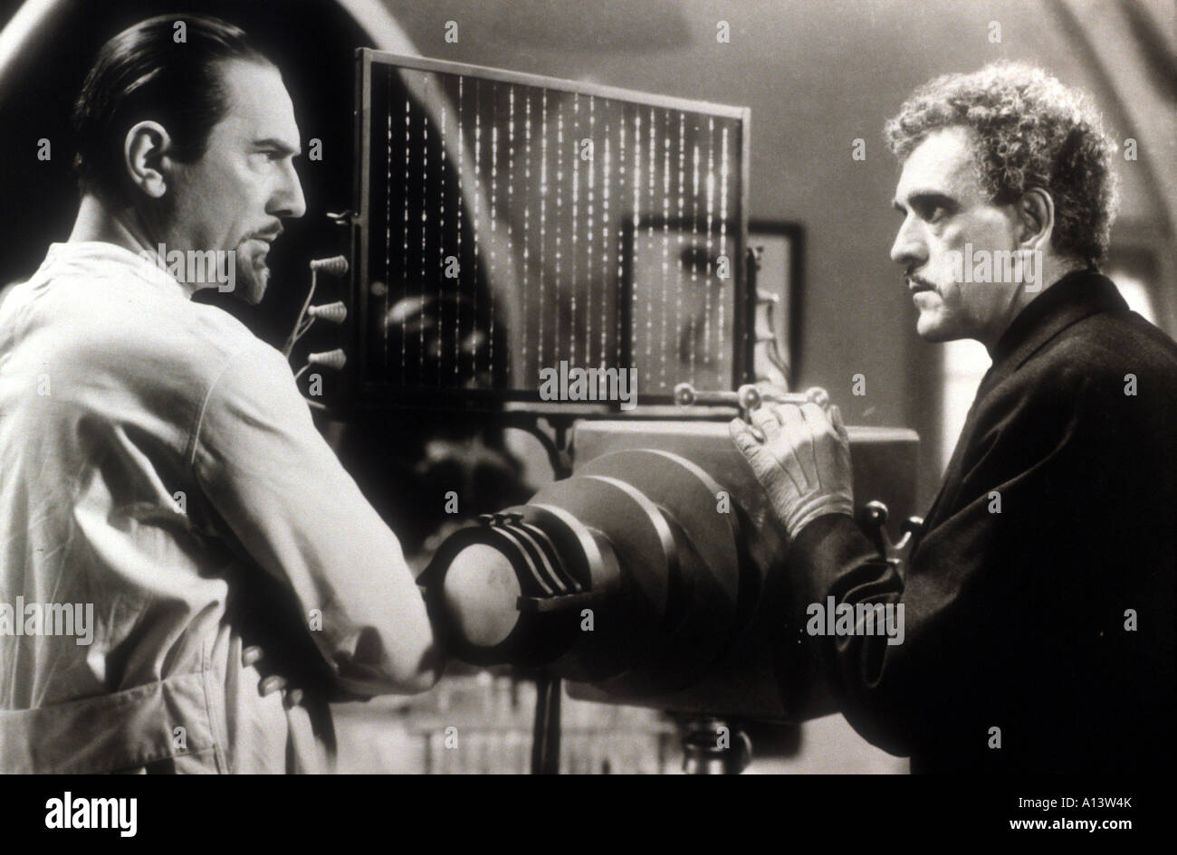 The Invisible Ray Year 1936 Director Lambert Hillyer Boris Karloff Bela ...
