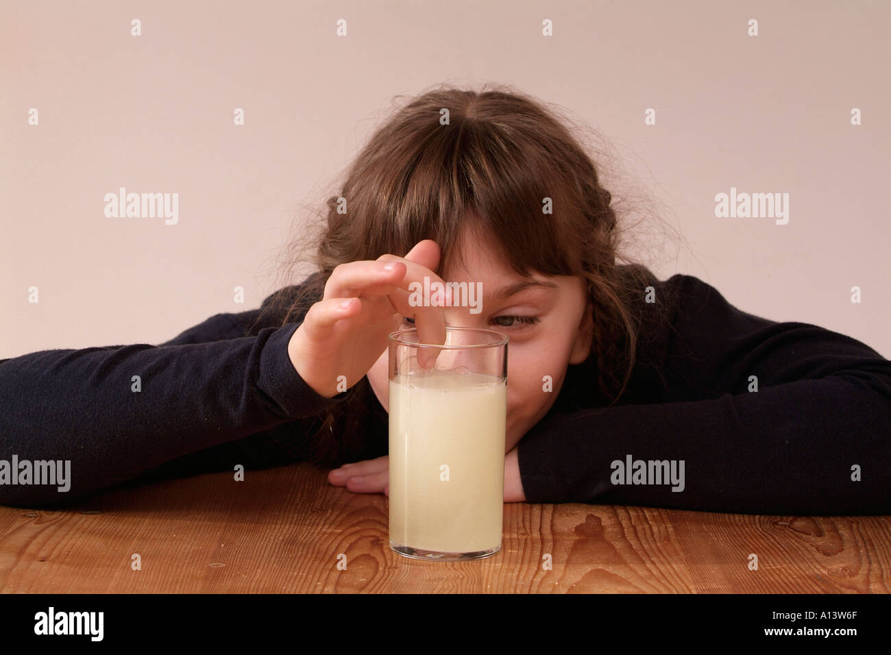 Girl fizzy drinks hi-res stock photography and images - Alamy