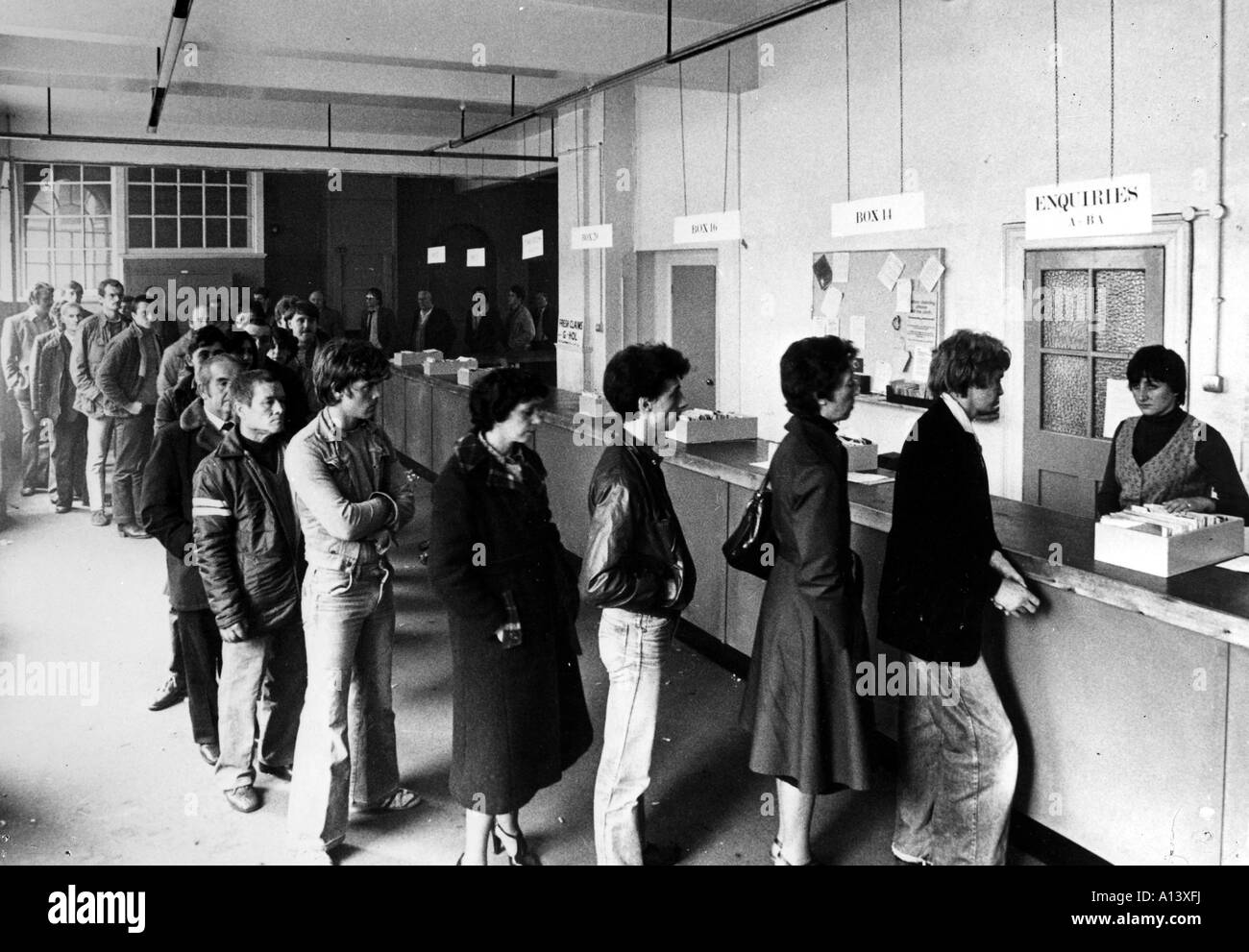 Looks And Smiles Year 1981 Director Ken Loach Graham Green Stock Photo ...