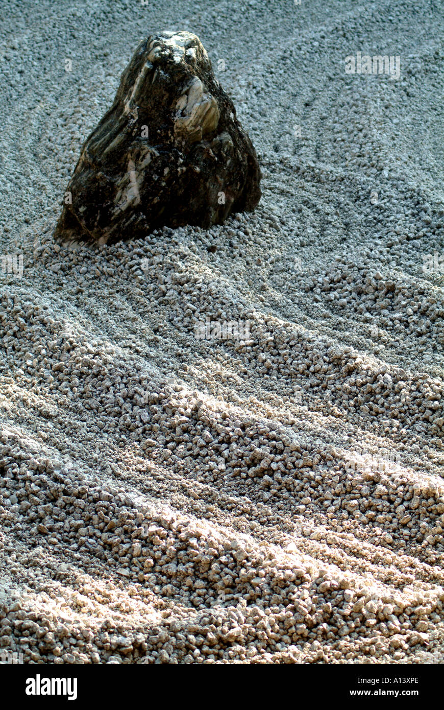 Zen raked gravel garden at Zuiho-in within Daitokuji Temple Kyoto Japan ...