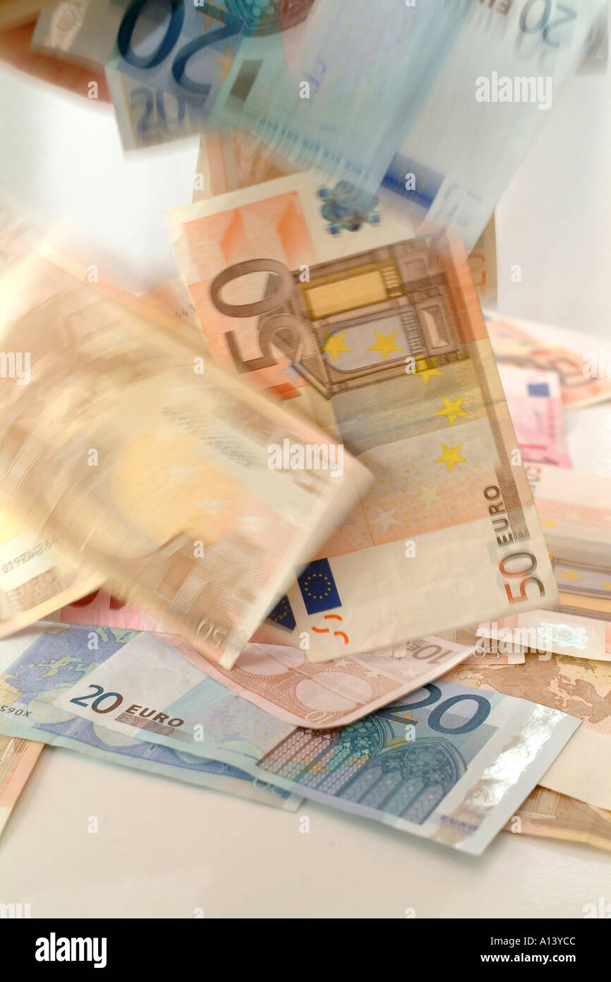 Swift bank note hi-res stock photography and images - Alamy