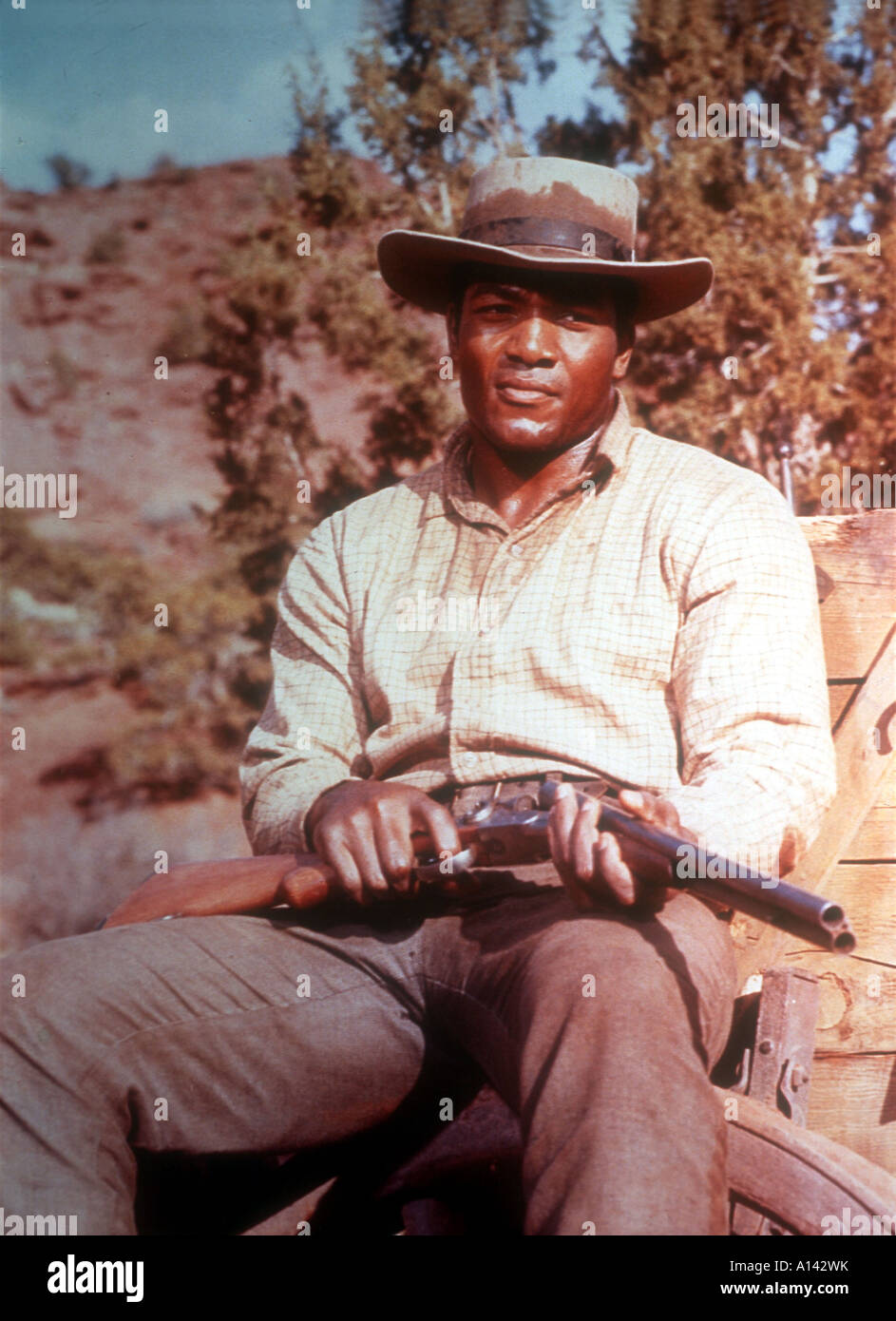 Rio Conchos Year 1964 Director Gordon Douglas Jim Brown Stock Photo - Alamy