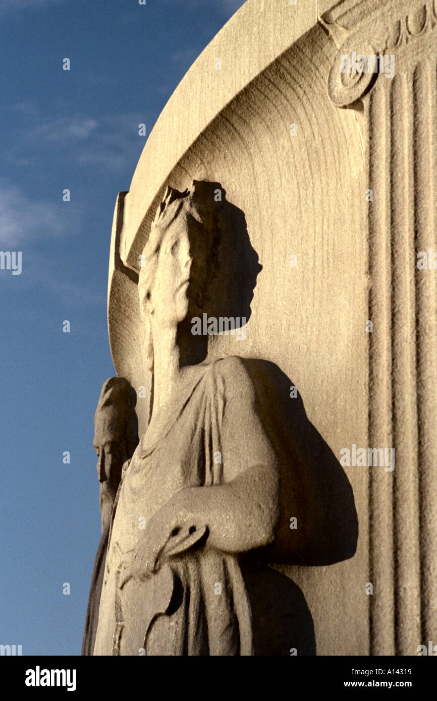 Illinois Statehood Monument Stock Photo - Alamy