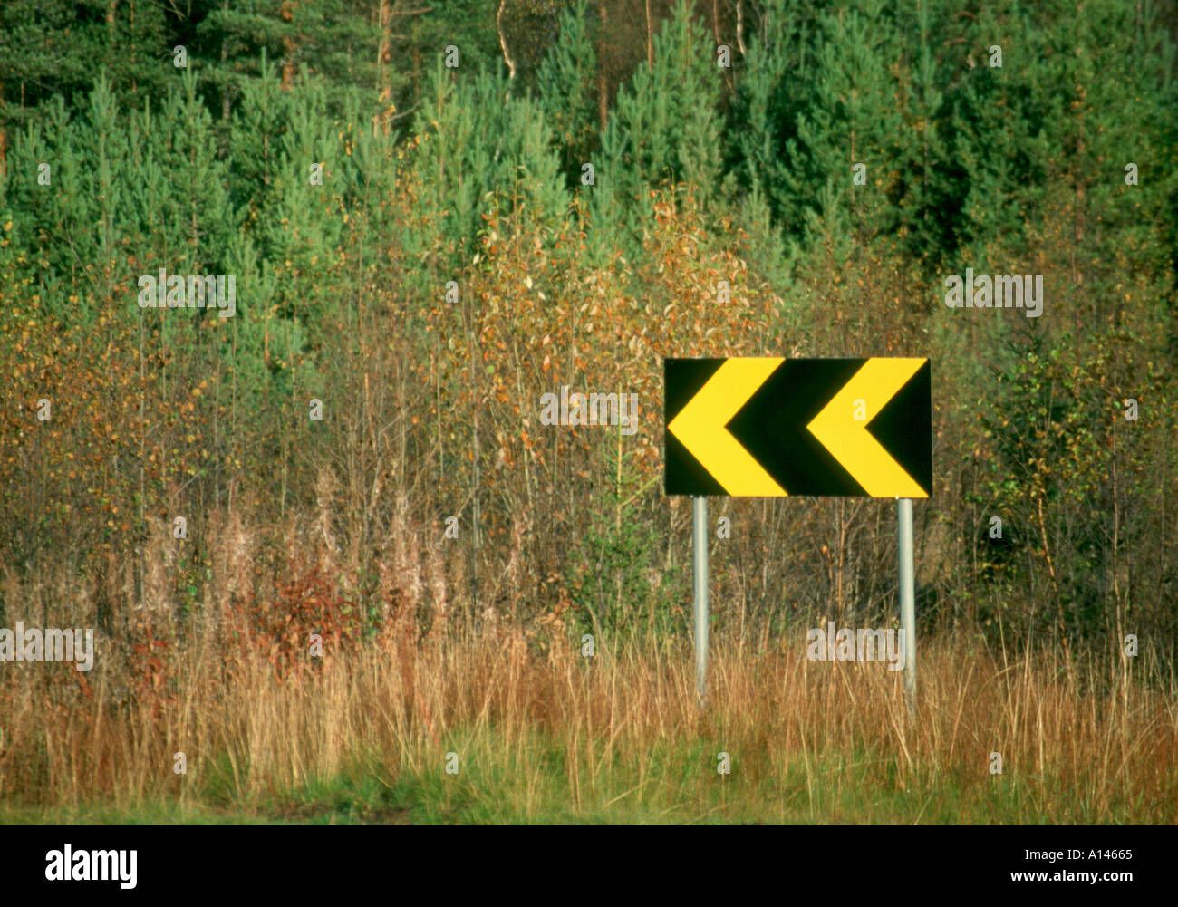 Sign point pointing left direction code hi-res stock photography and ...