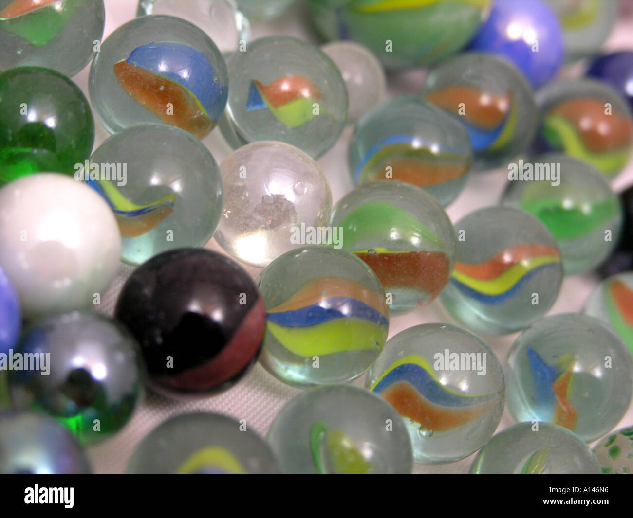 House of marbles glass hi-res stock photography and images - Alamy