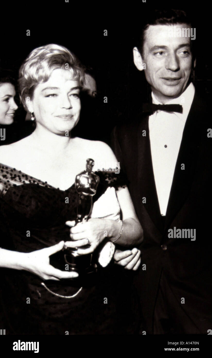 Simone signoret yves montand hi-res stock photography and images - Alamy