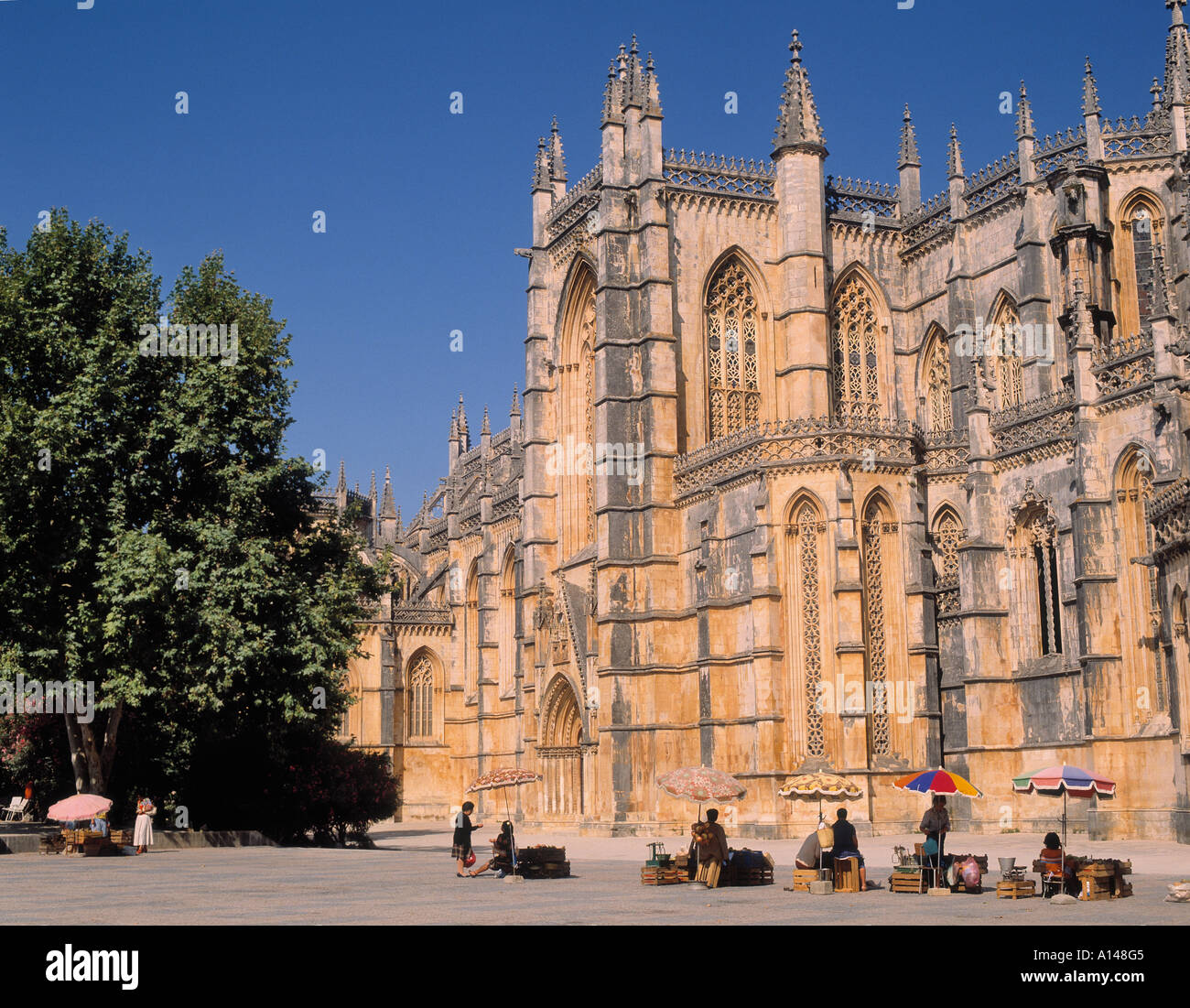 Heritage mosteiro de santa maria da vitoria hi-res stock photography ...