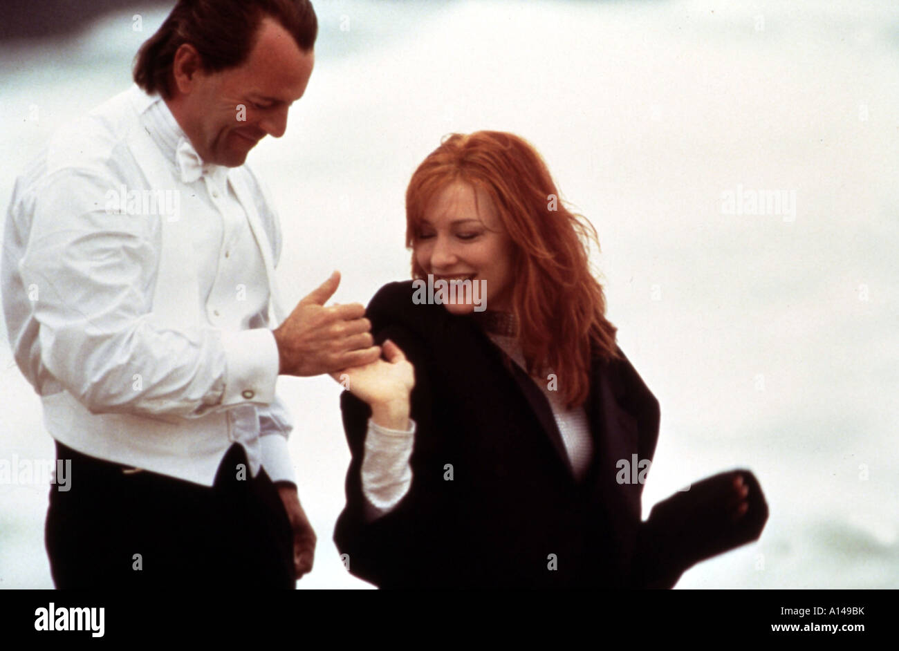 Bandits Year 2001 Director Barry Levinson Bruce Willis Cate Blanchett ...