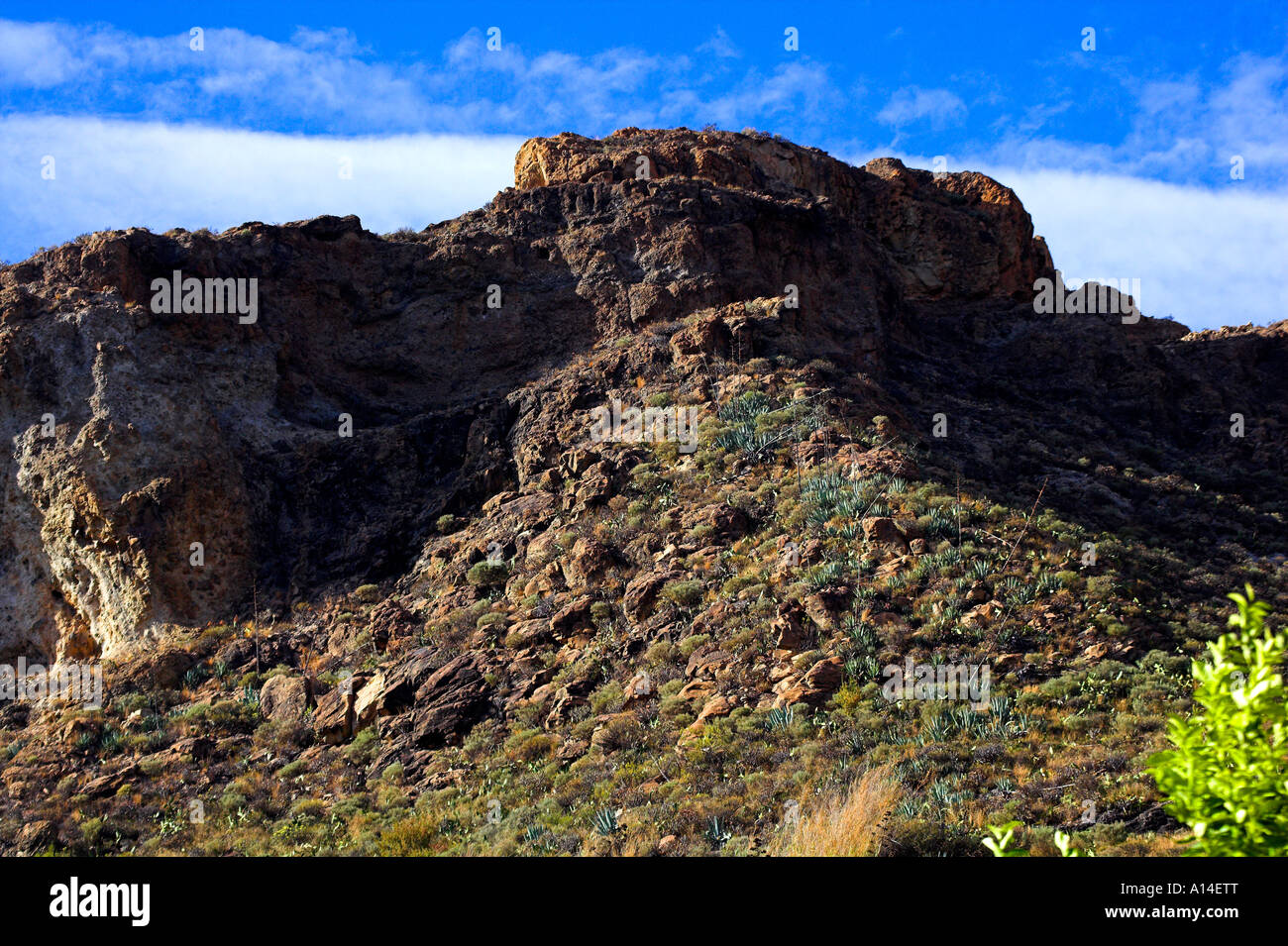 Berge im Licht Mountains Light Stock Photo - Alamy