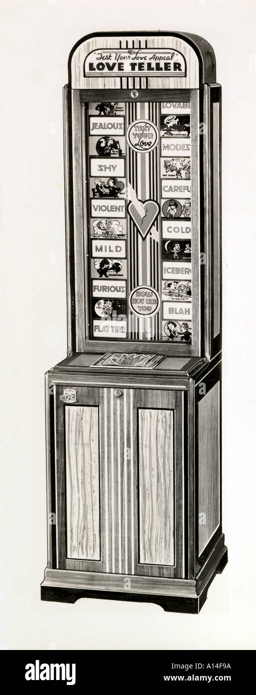 Automated fortune telling machine hi-res stock photography and images ...