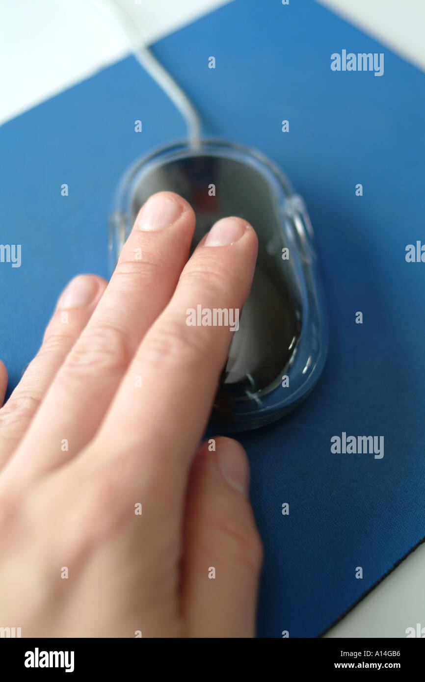 Hands free mouse hi-res stock photography and images - Alamy