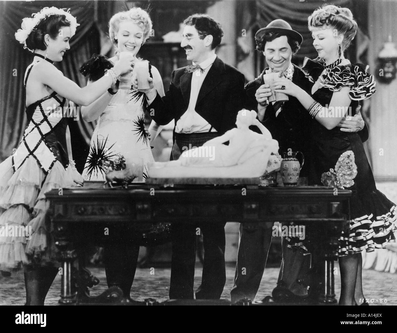 Go west 1940 Edward Buzzell Groucho Marx Chico Marx Stock Photo - Alamy