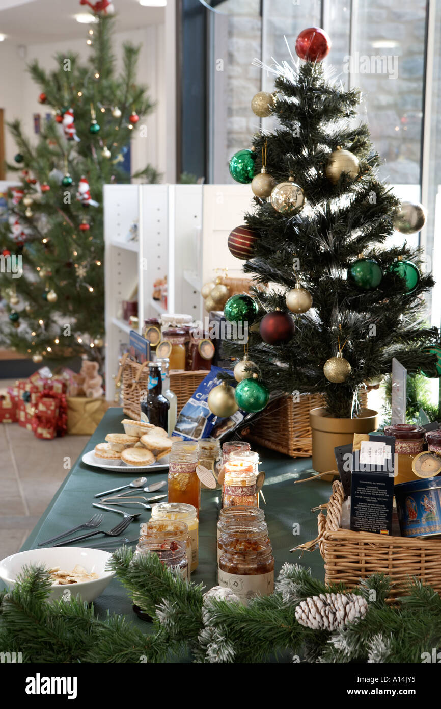 Helmsley Castle visitor centre and shop at Christmas Stock Photo - Alamy