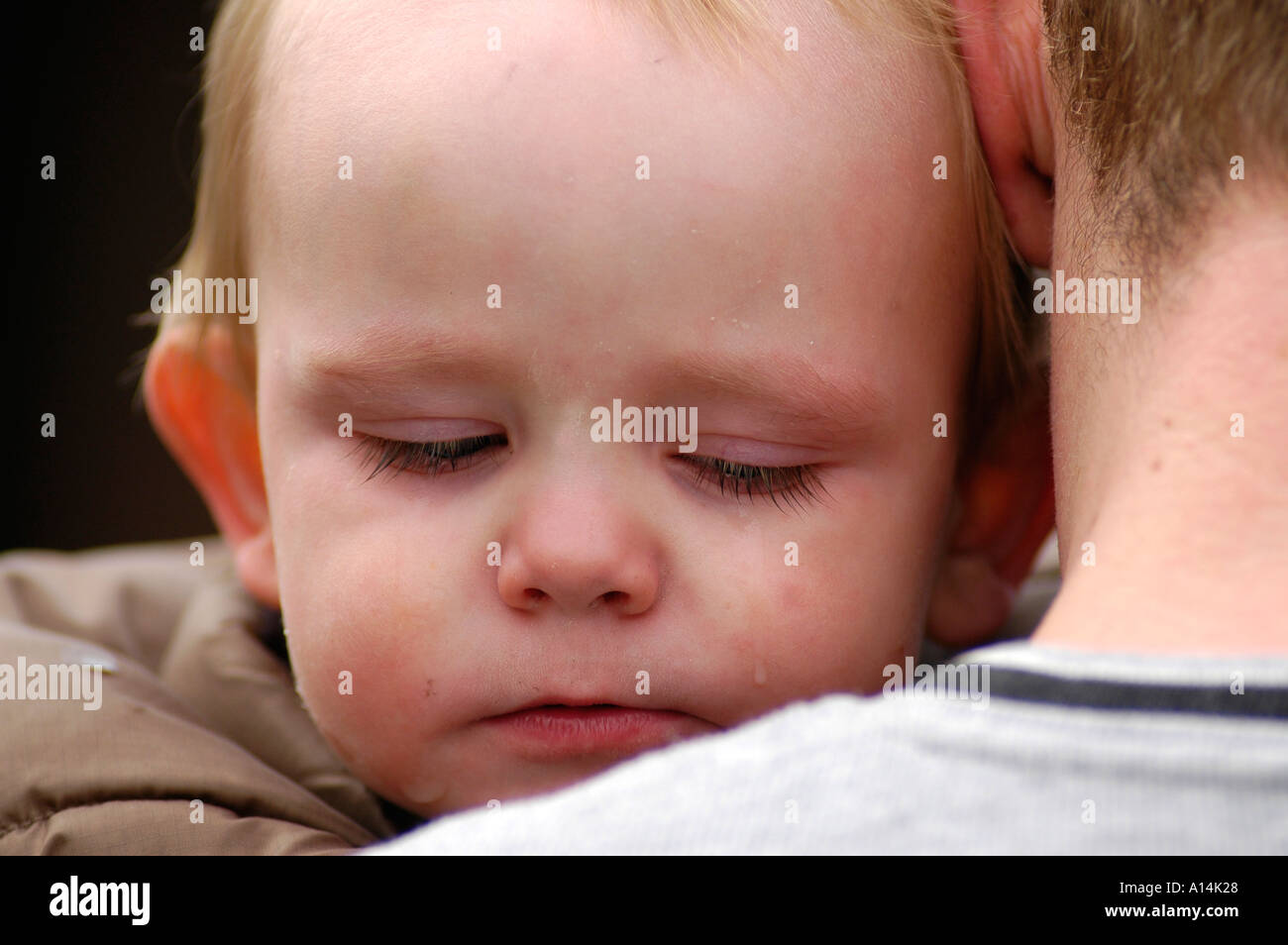 weeping child is sad Stock Photo - Alamy