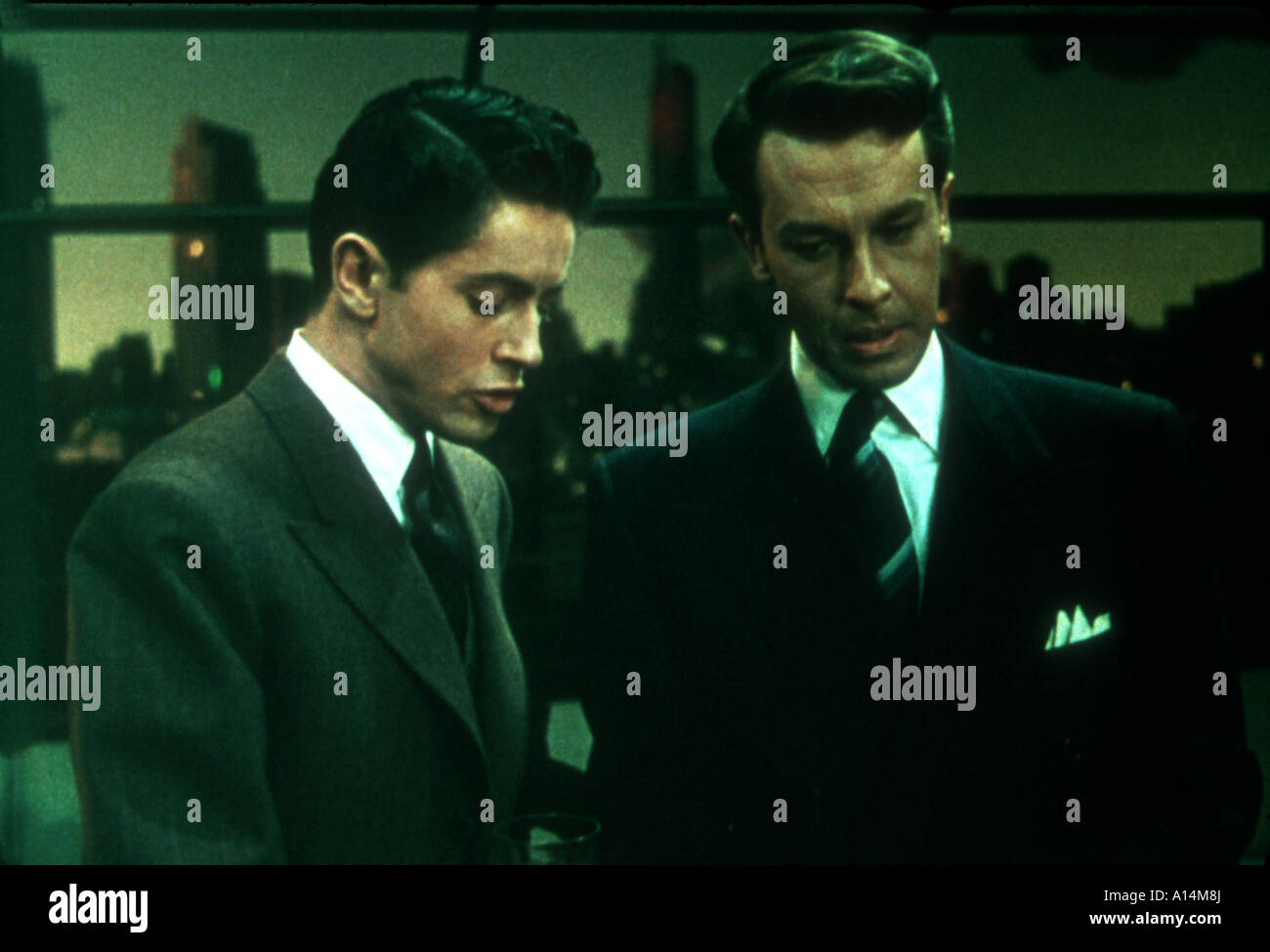 Rope 1948 Alfred Hitchkock John Dall Farley Granger Stock Photo - Alamy