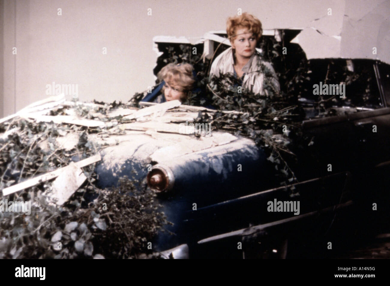 I love lucy tv lucille ball hi-res stock photography and images - Alamy