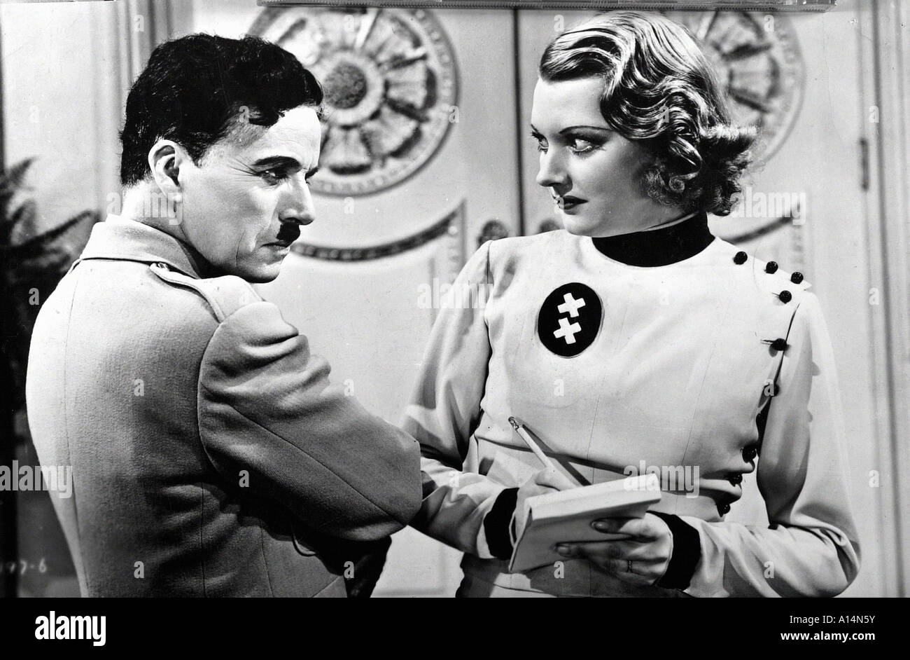 The great dictator Year 1940 Director Charles Chaplin Charles Chaplin ...