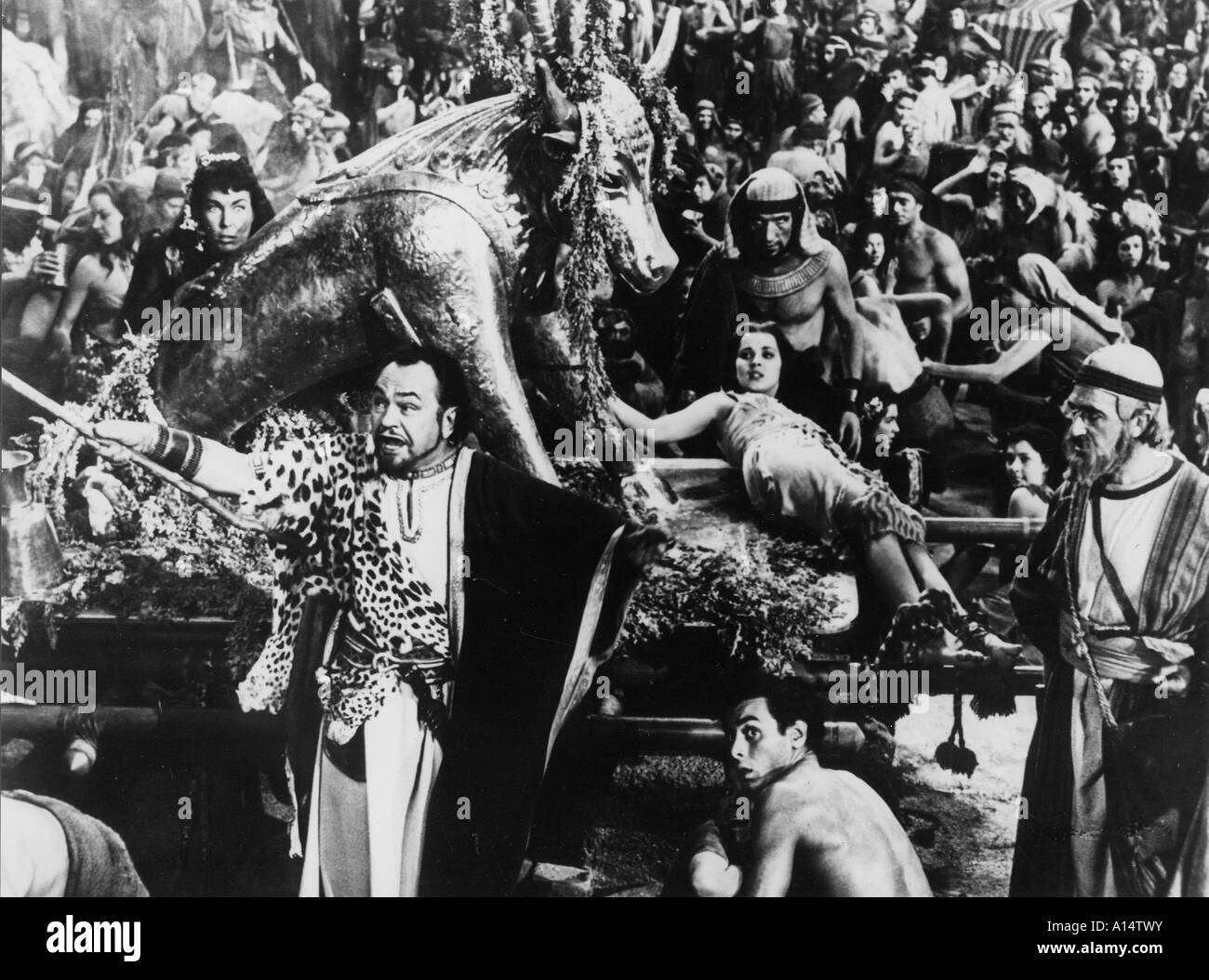 The Ten Commandments Year 1956 Director Cecil B DeMille Edward G ...