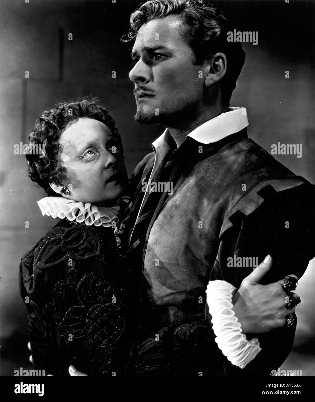 The Private Lives Of Elizabeth And Essex Year 1939 Director Michael ...