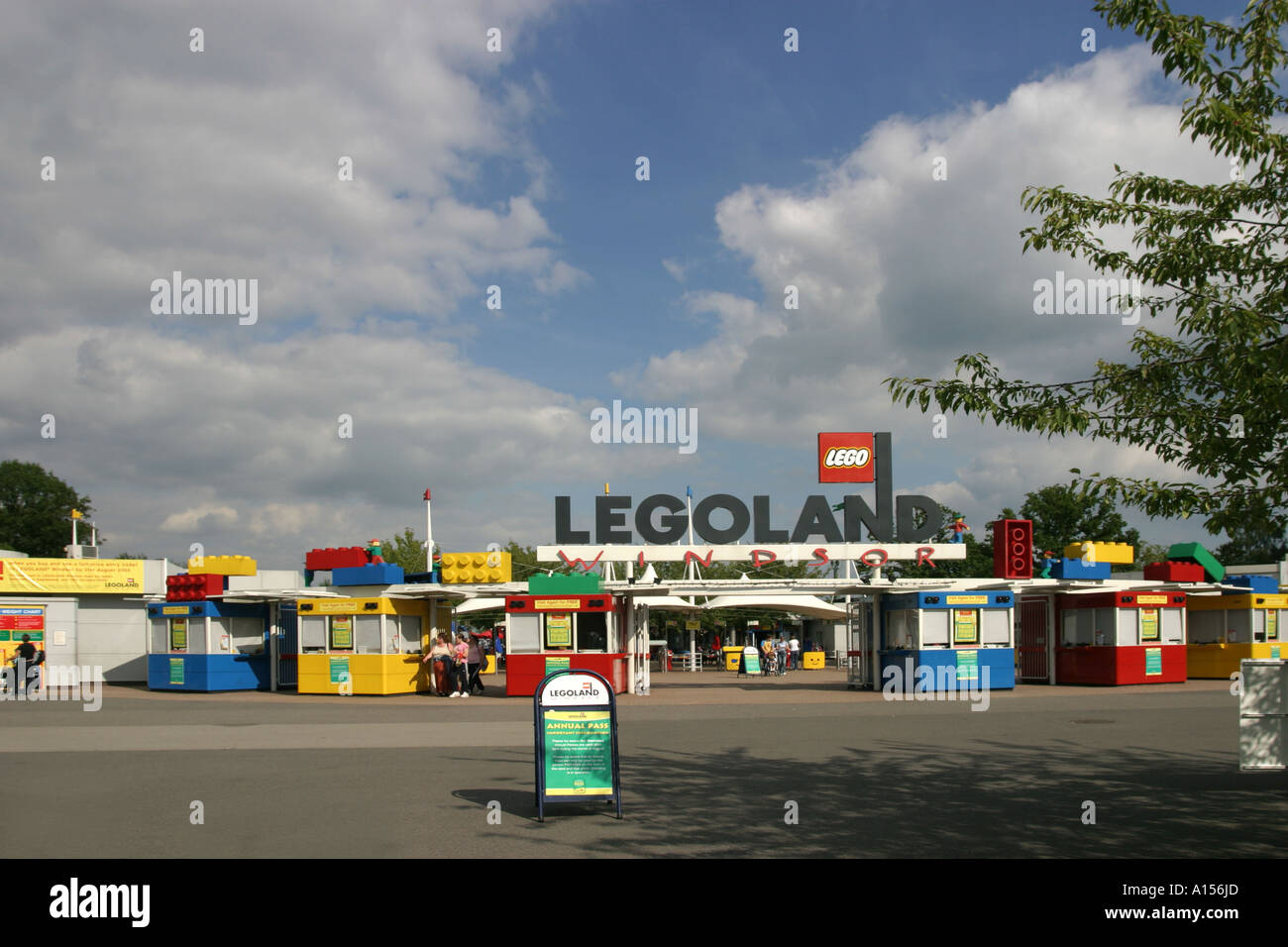 The entrance to Legoland near Windsor in Berkshire Stock Photo - Alamy