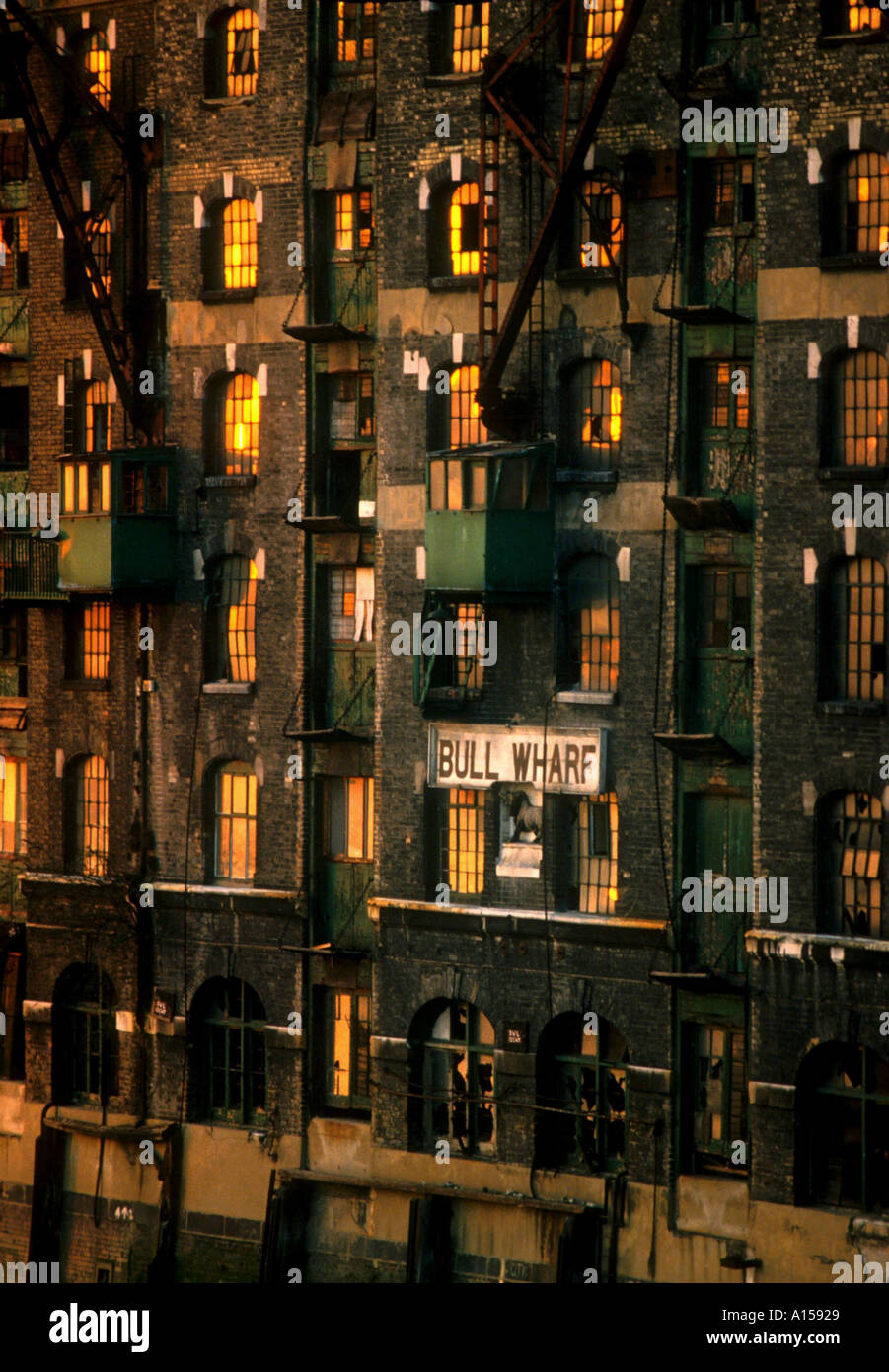 Old wharf hi-res stock photography and images - Alamy