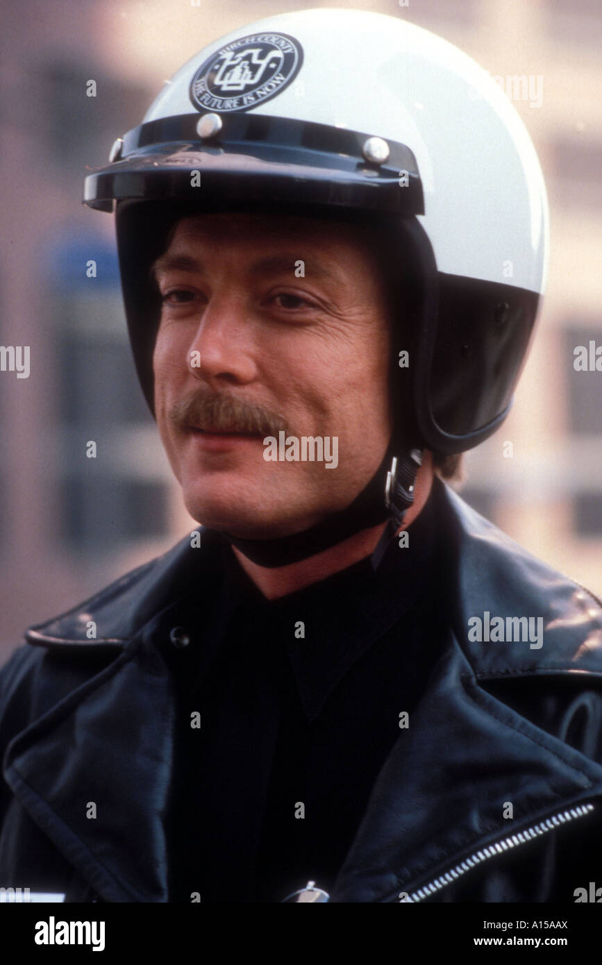 James Keach Cop