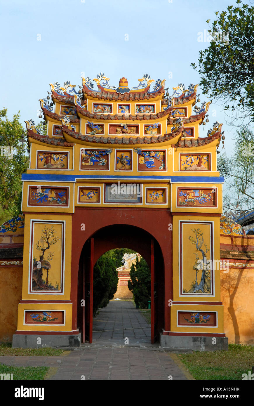 Entrance to Thien Mieu Temple inside the imperial enclosure city of Hue ...