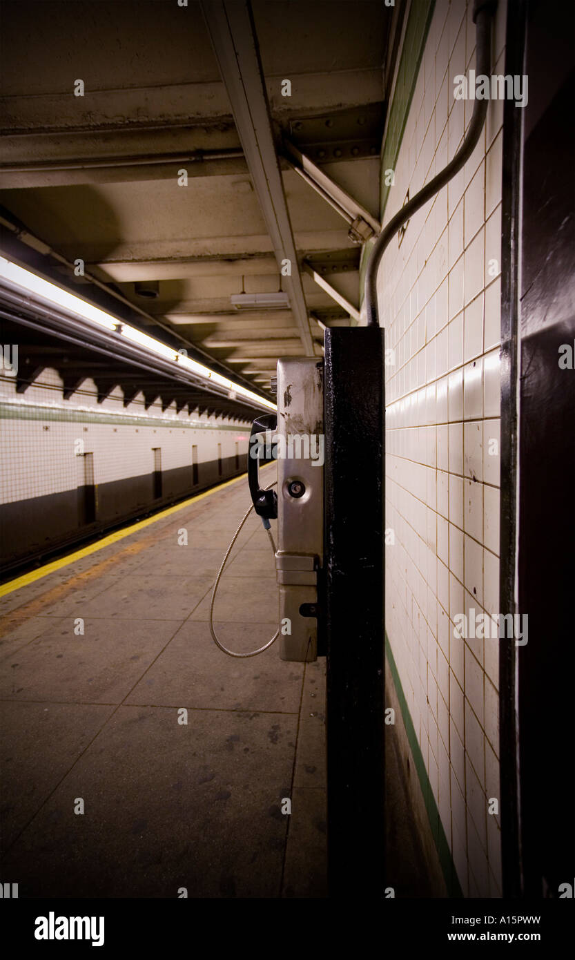 Nyc subway station pay phone hi-res stock photography and images - Alamy