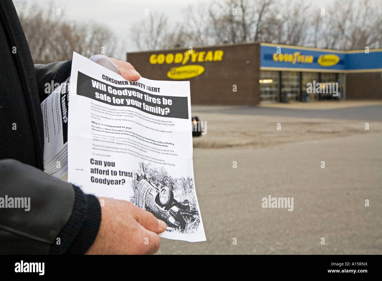 Strike leaflet hi-res stock photography and images - Alamy