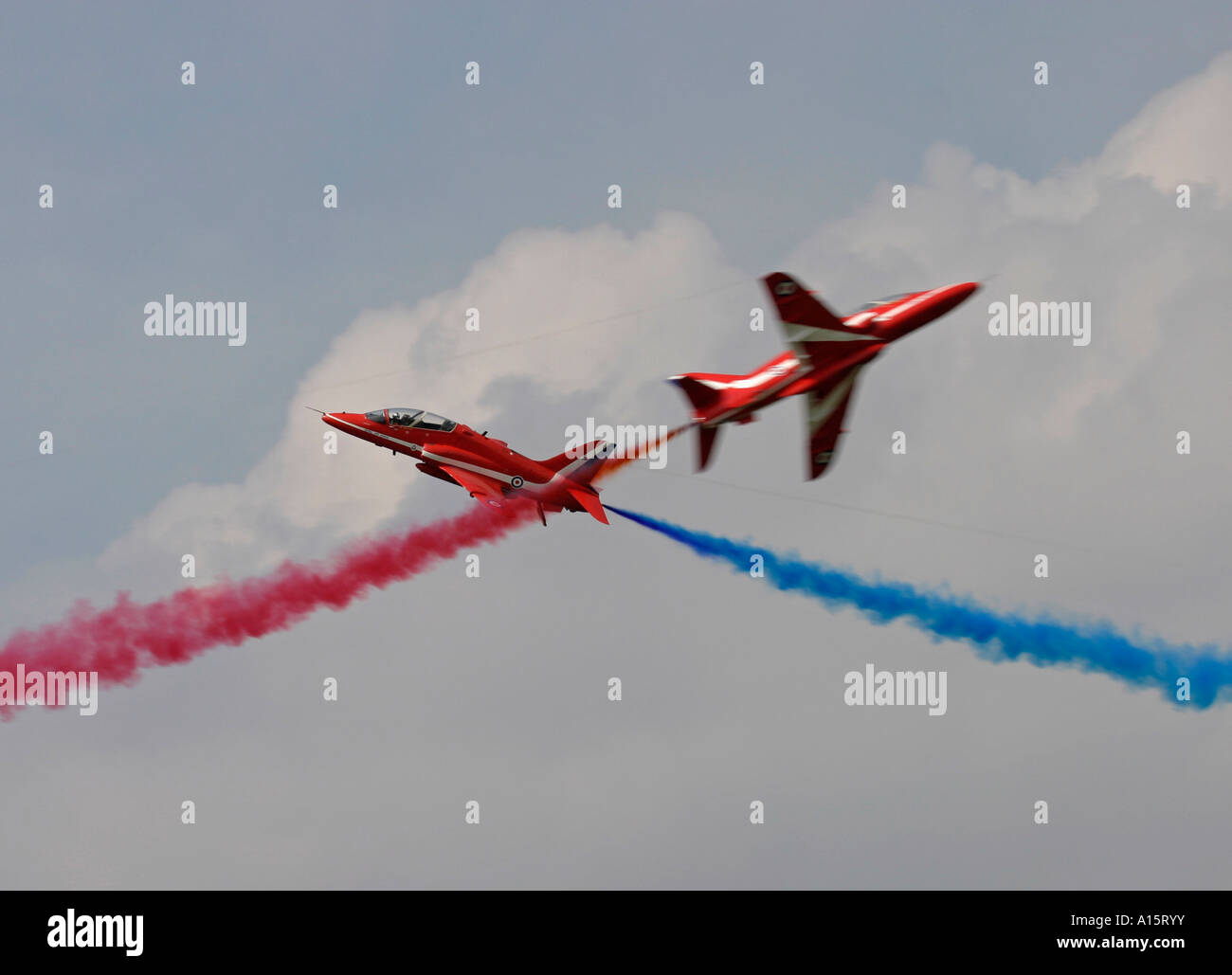 Crossing pair of Red Arrows Hawks Stock Photo - Alamy