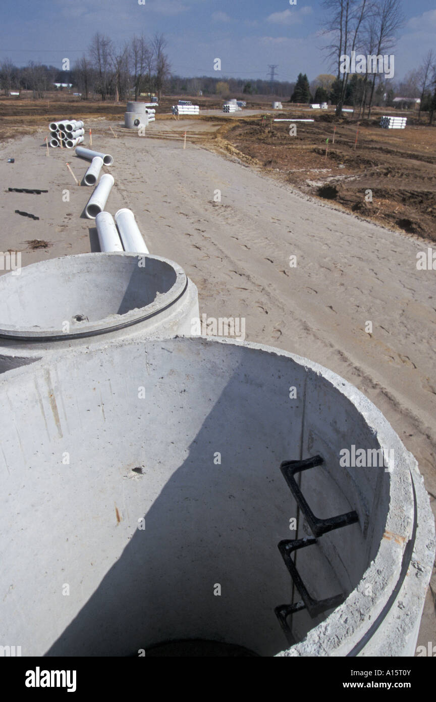 Urban sprawl farmland hi-res stock photography and images - Alamy