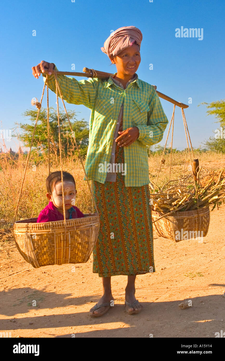 Local woman with kids in Bagan Myanmar Stock Photo - Alamy
