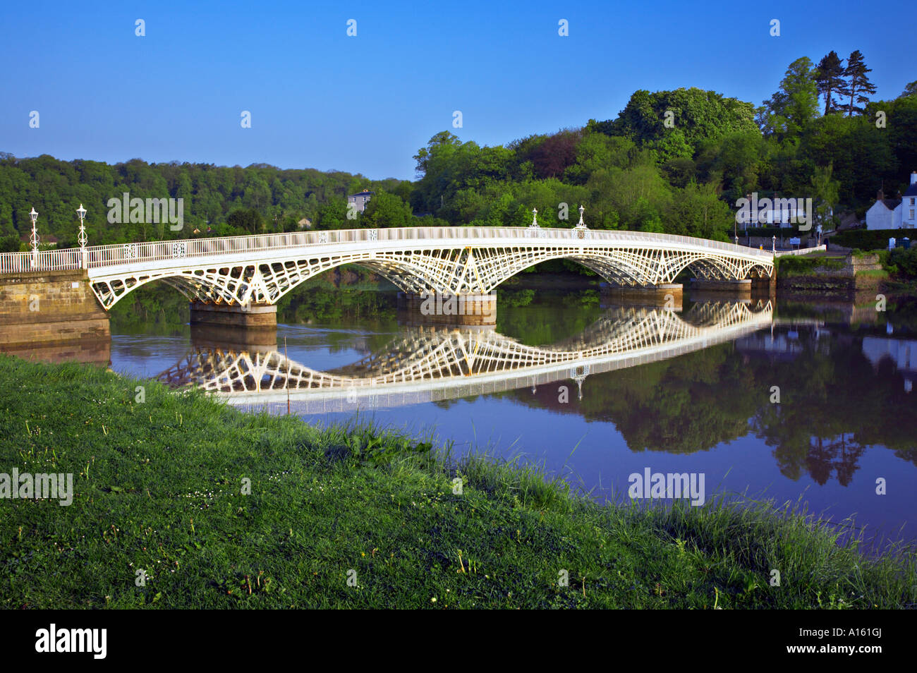 Cast iron wye bridge hi-res stock photography and images - Alamy