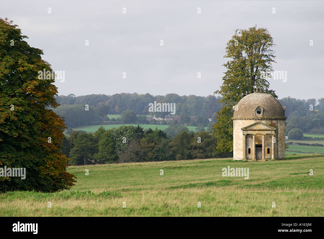 "18th century folly or "summer house", "private park", England Stock ...