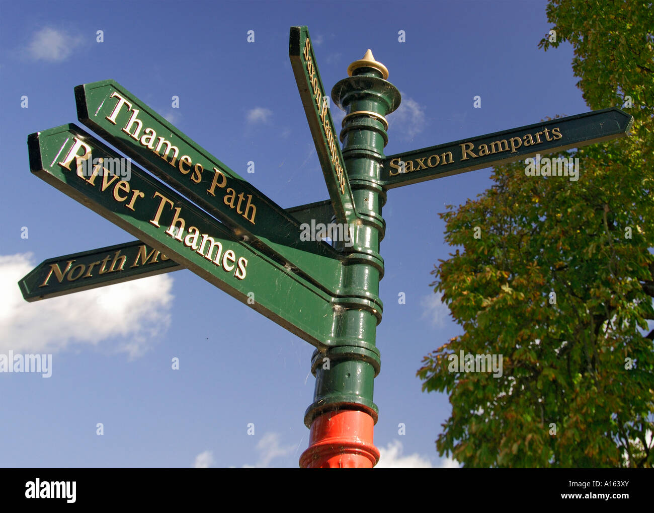 "Thames path sign Stock Photo - Alamy