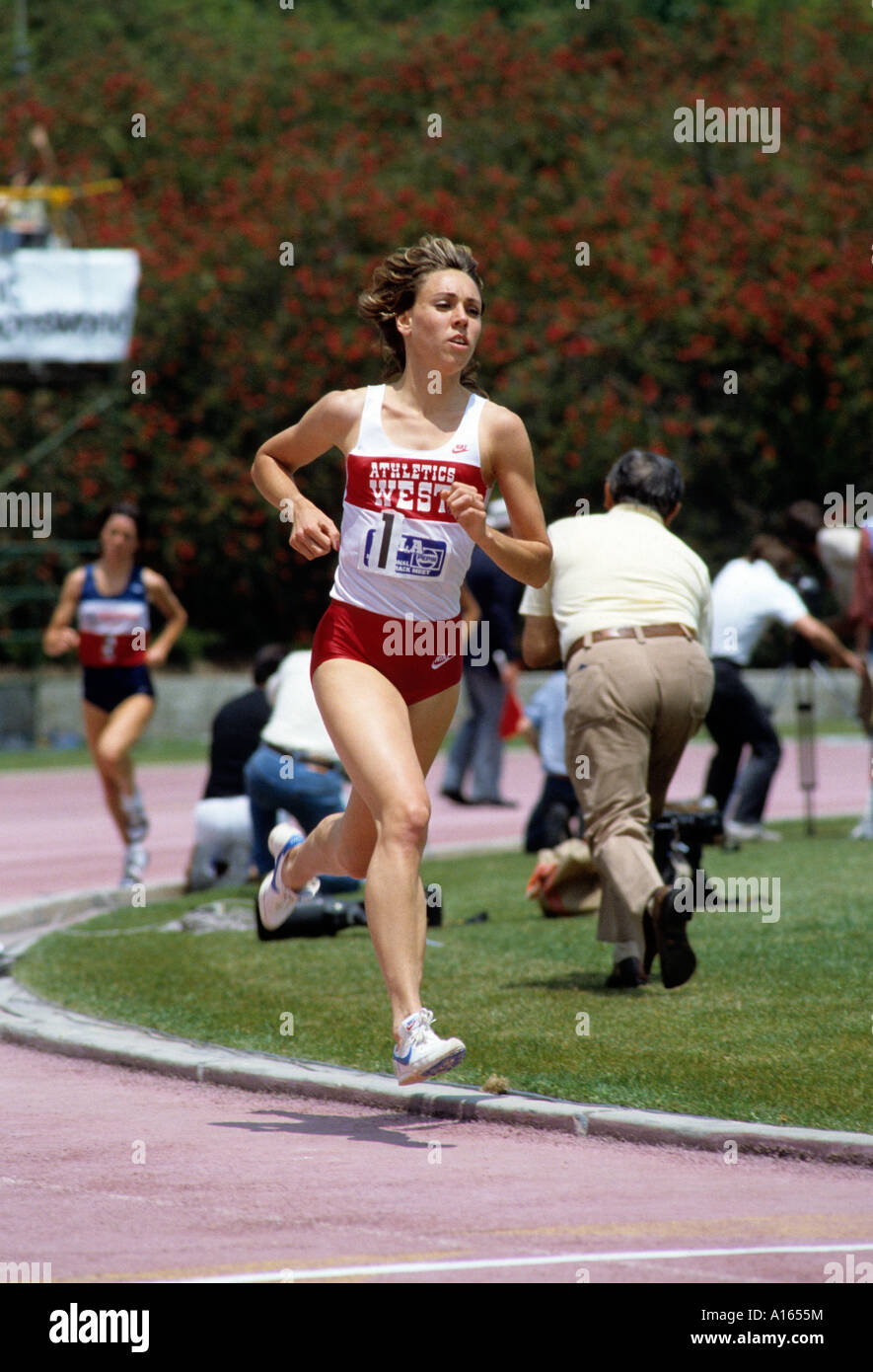 Digital stock image of Mary Decker Slaney running in track meet Stock ...