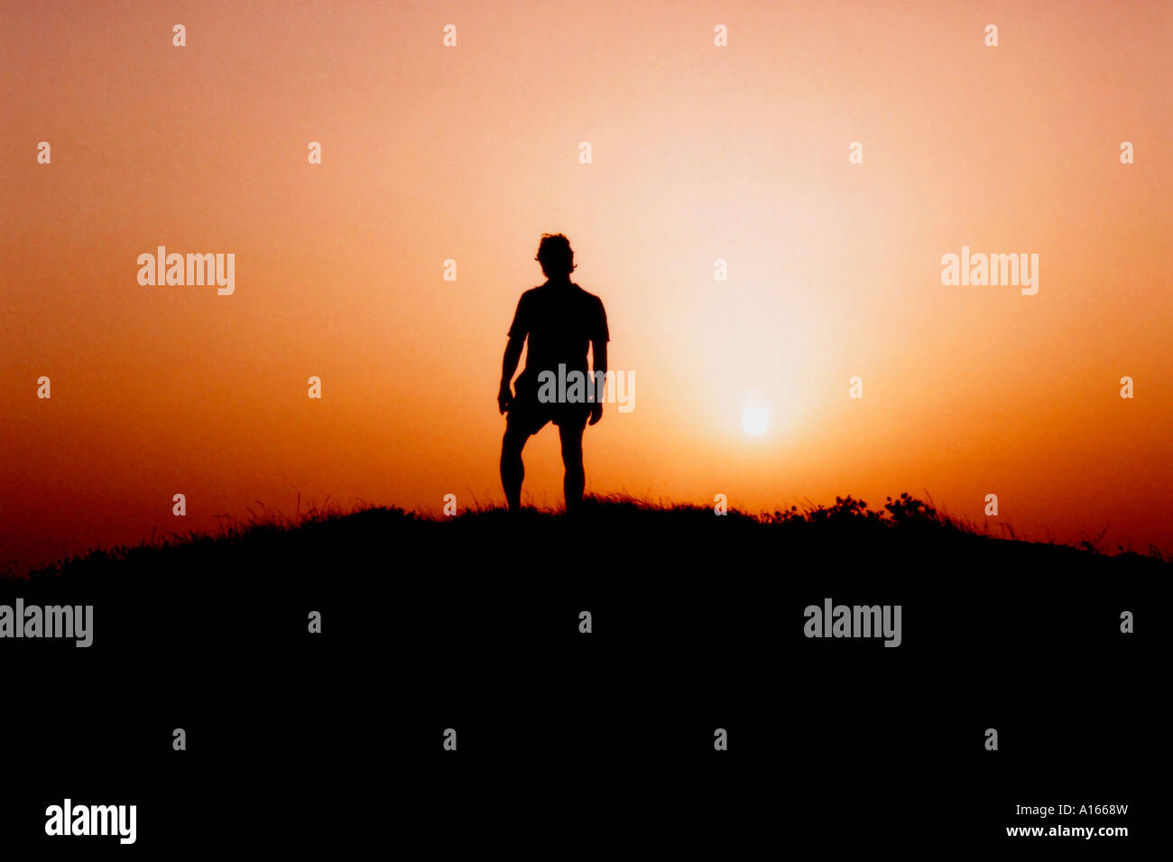 Outback silhouette person hi-res stock photography and images - Alamy