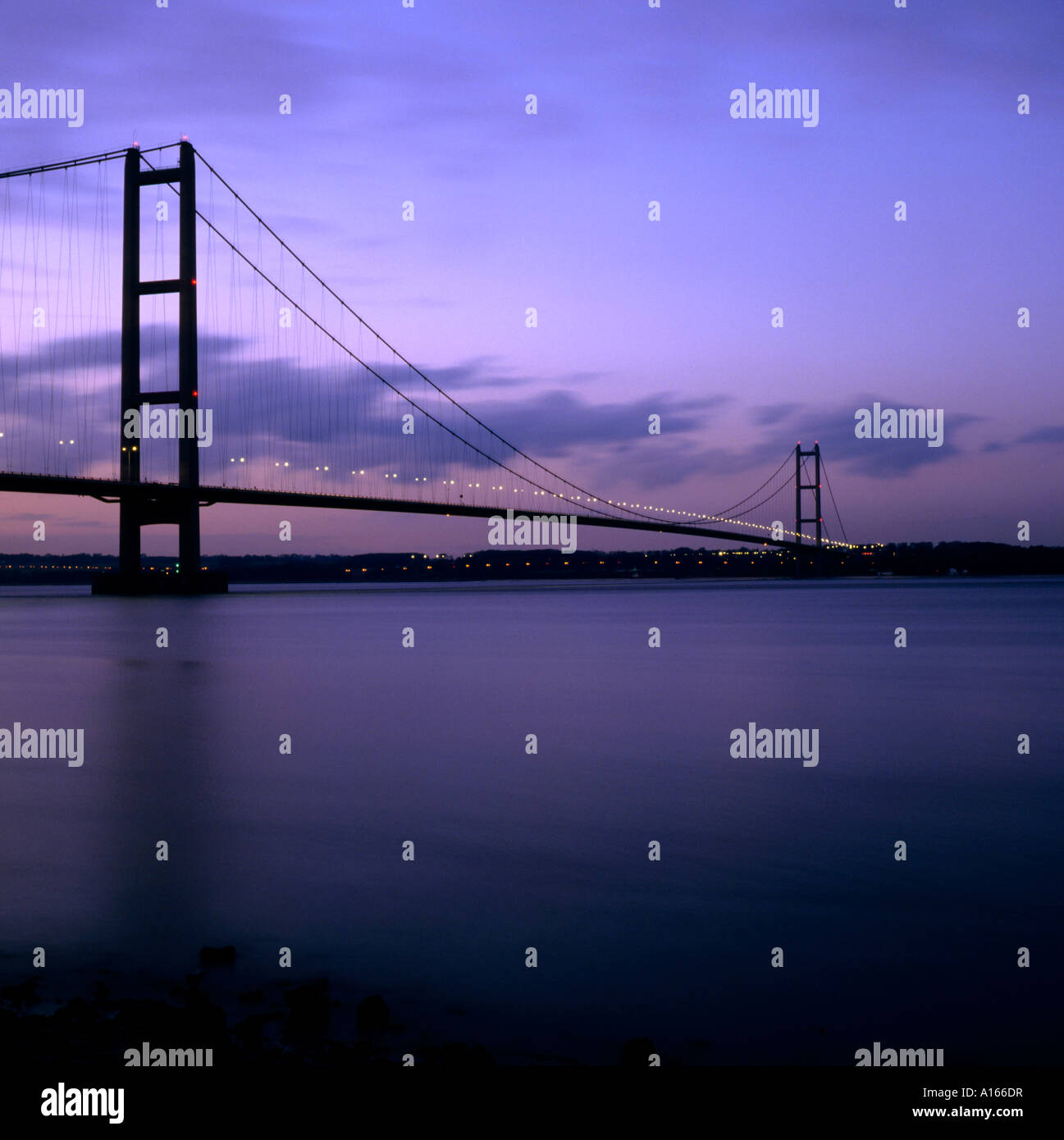 Humber bridge yorkshire sunset hi-res stock photography and images - Alamy