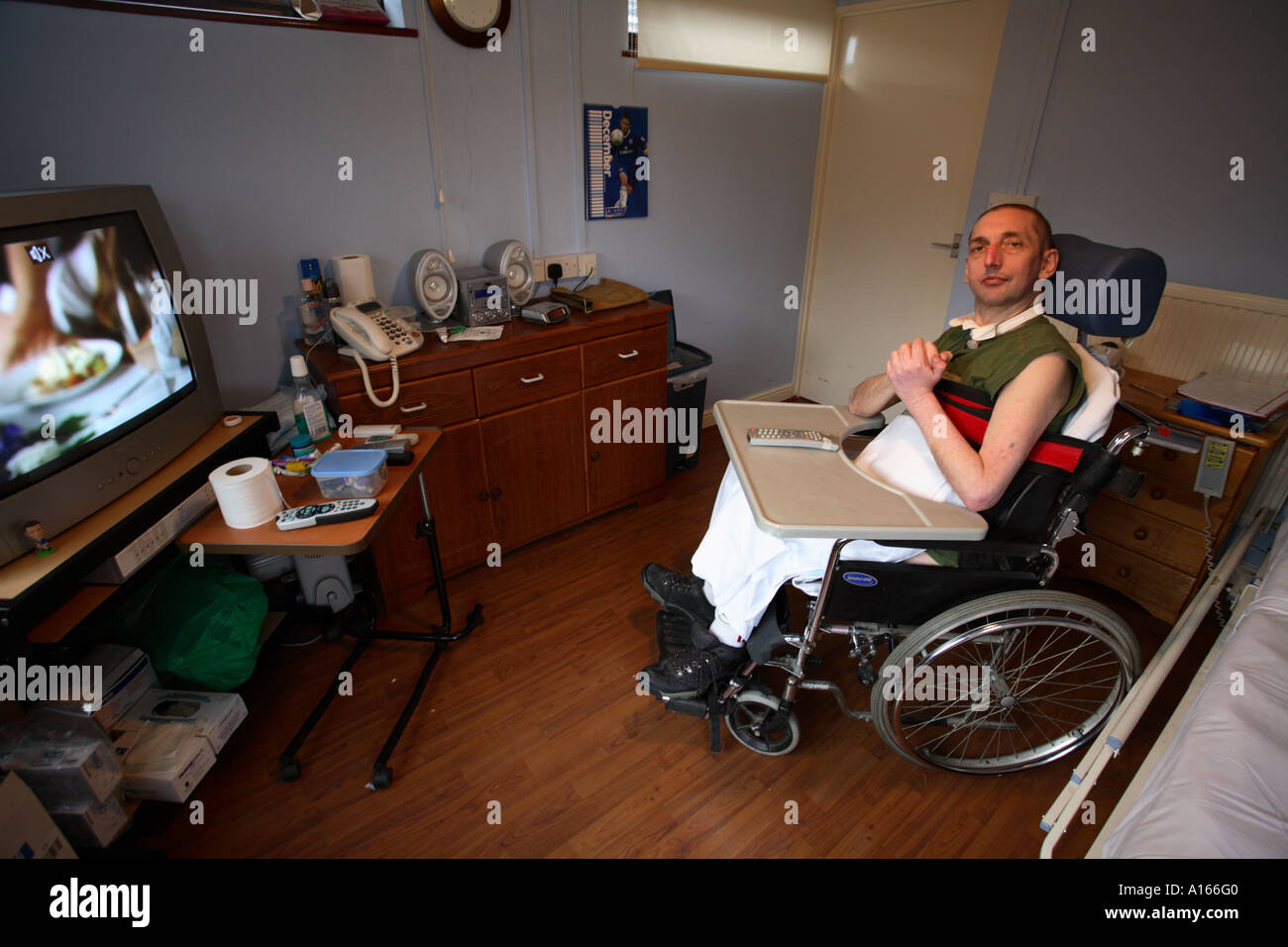 Suffering from multiple sclerosis hi-res stock photography and images ...