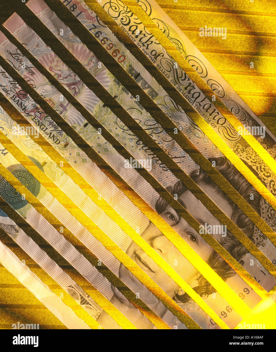 Shredded money hi-res stock photography and images - Alamy