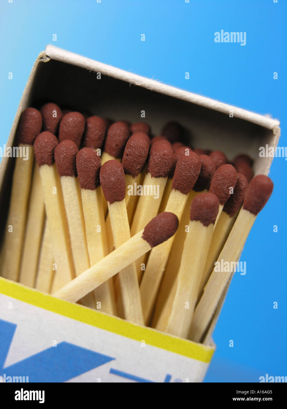 Boxed matches hi-res stock photography and images - Alamy