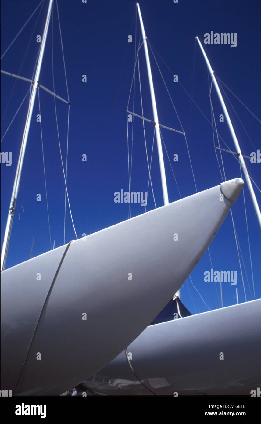 Sleek form hi-res stock photography and images - Alamy