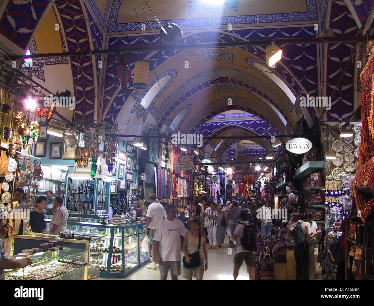 Grand Bazaar - daylight beaming down from the clerestory windows ...