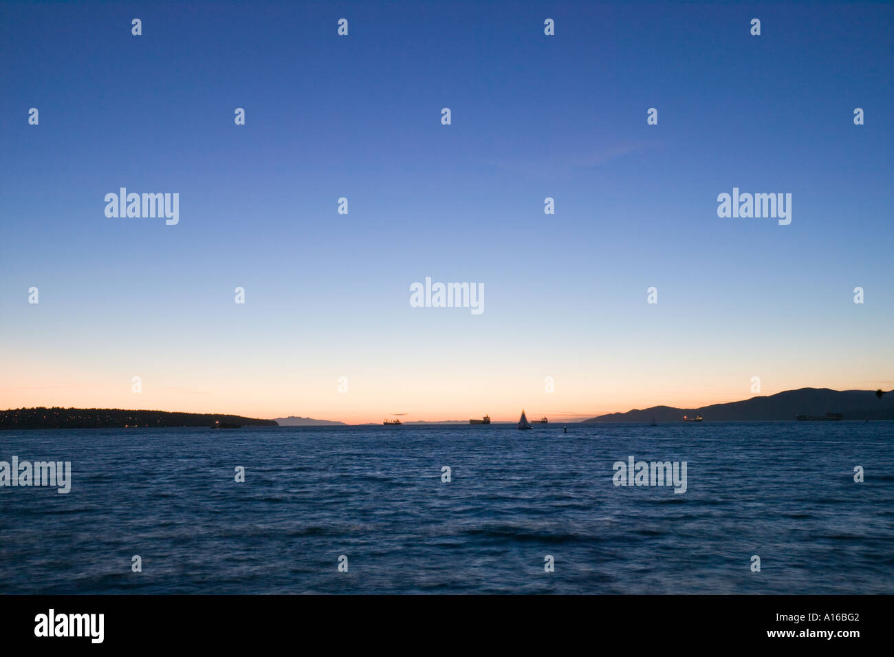 English bay skyline vancouver hi-res stock photography and images - Alamy