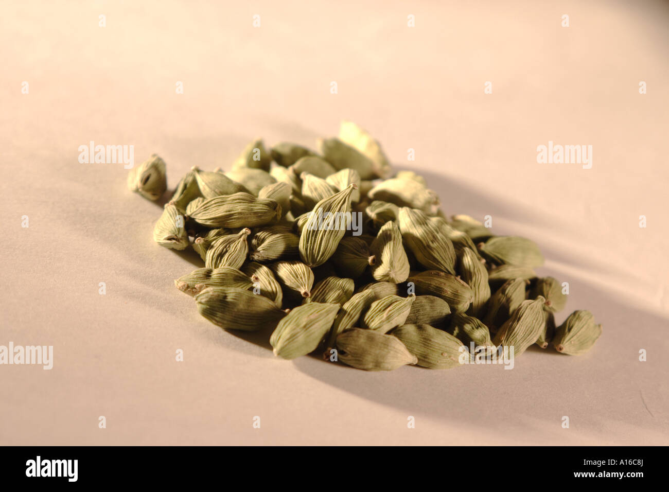 Indian Spices Elaichi Green Cardamom Elettaria Cardamom Stock Photo - Alamy