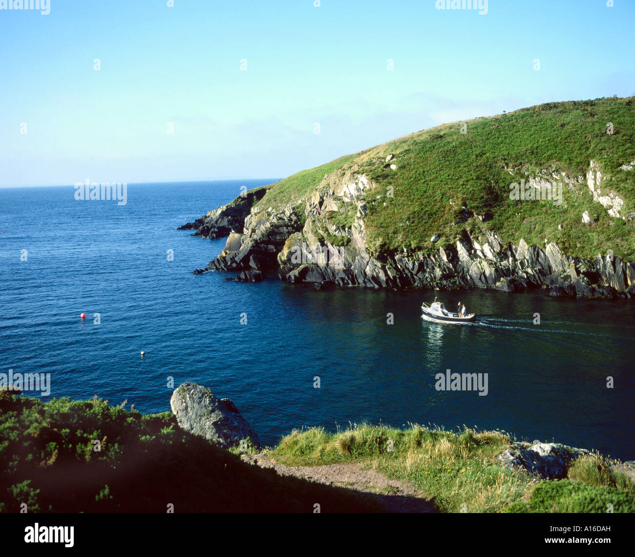 Porthclais harbour hi-res stock photography and images - Alamy