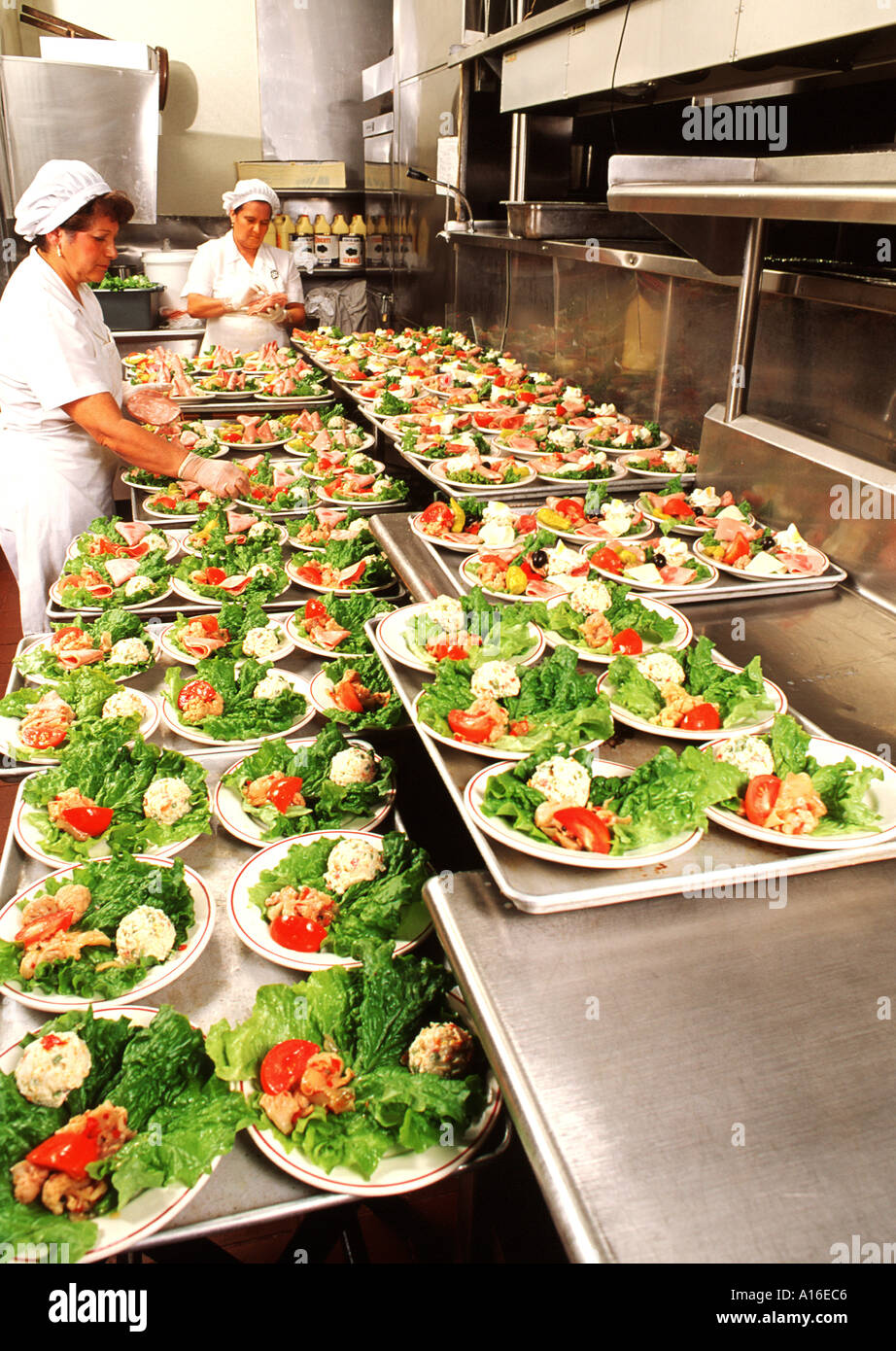 Food preparation workers hi-res stock photography and images - Alamy