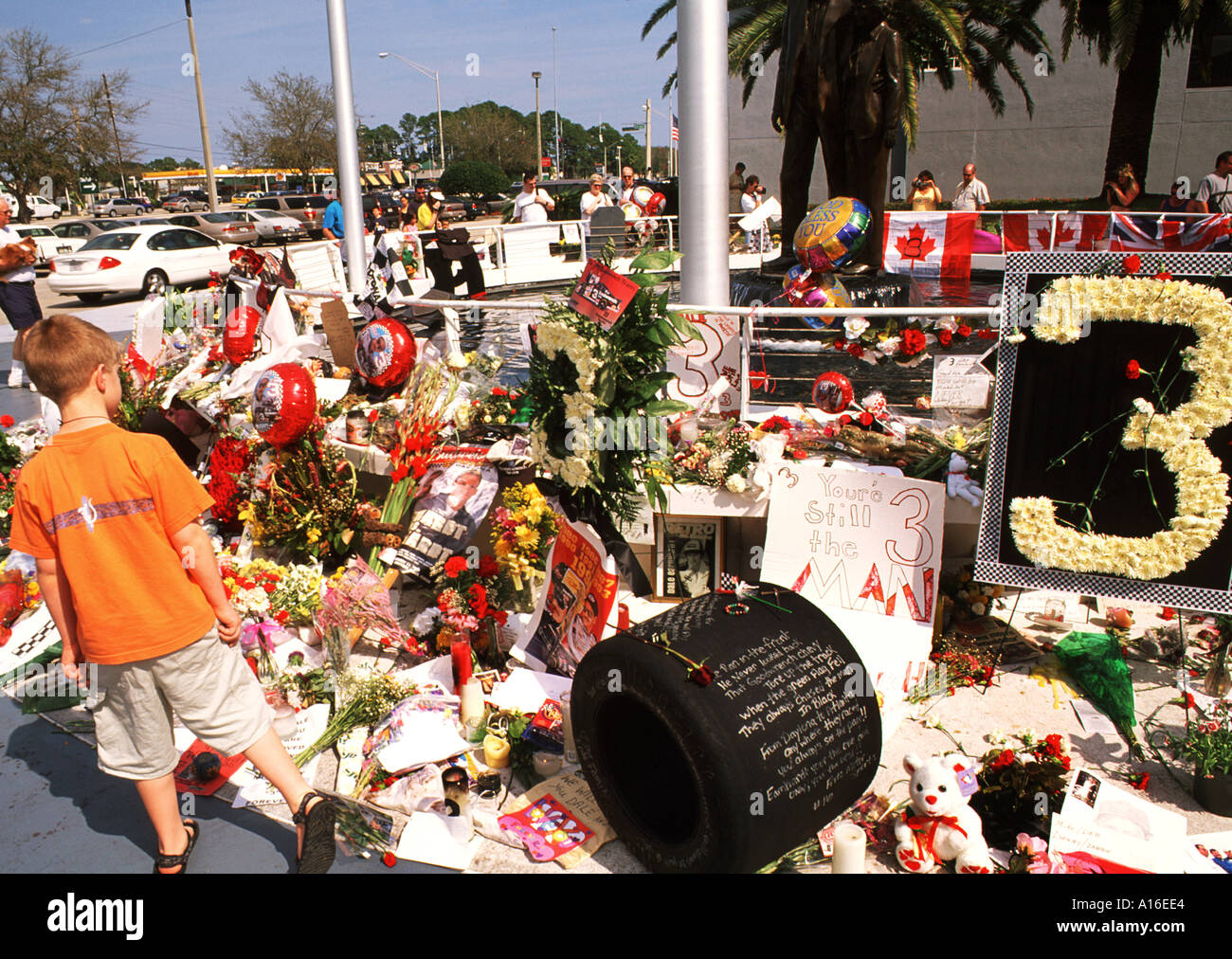 Death of a Hero Memorial for Dale Earnhardt Stock Photo - Alamy