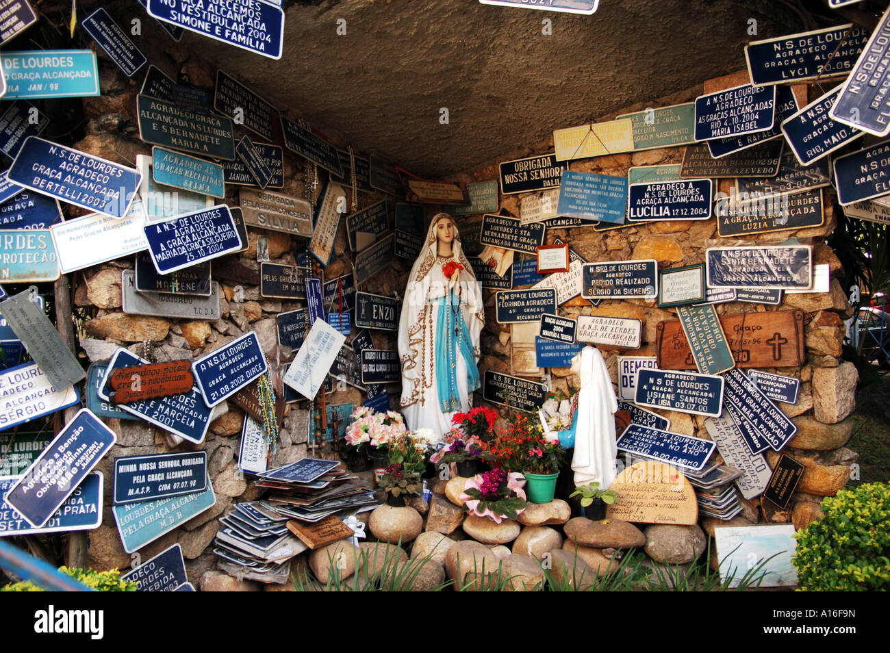 Relic signs hi-res stock photography and images - Alamy