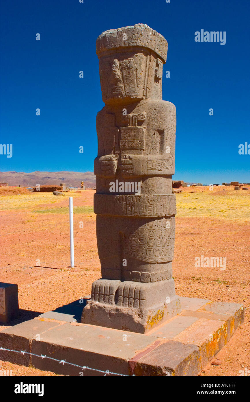 Monolito Ponce at the Tiahuanaco temples near La Paz Bolivia Stock ...